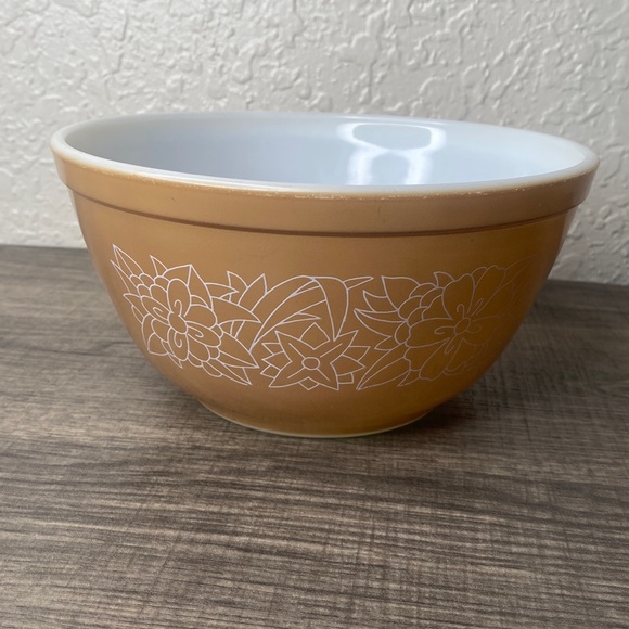 Pyrex | Dining | Vintage Pyrex Bowl | Poshmark